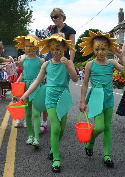Wroughton Carnival 09 Gallery | Swindon Summer 09 | SwindonWeb