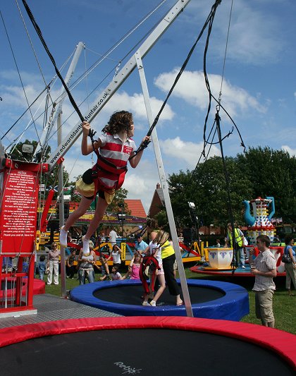 Wroughton Carnival 09 Gallery | Swindon Summer 09 | SwindonWeb