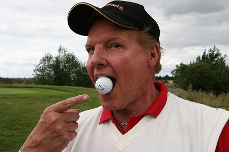 The Wiltshire Celebrity Golf Day 2010 | SwindonWeb